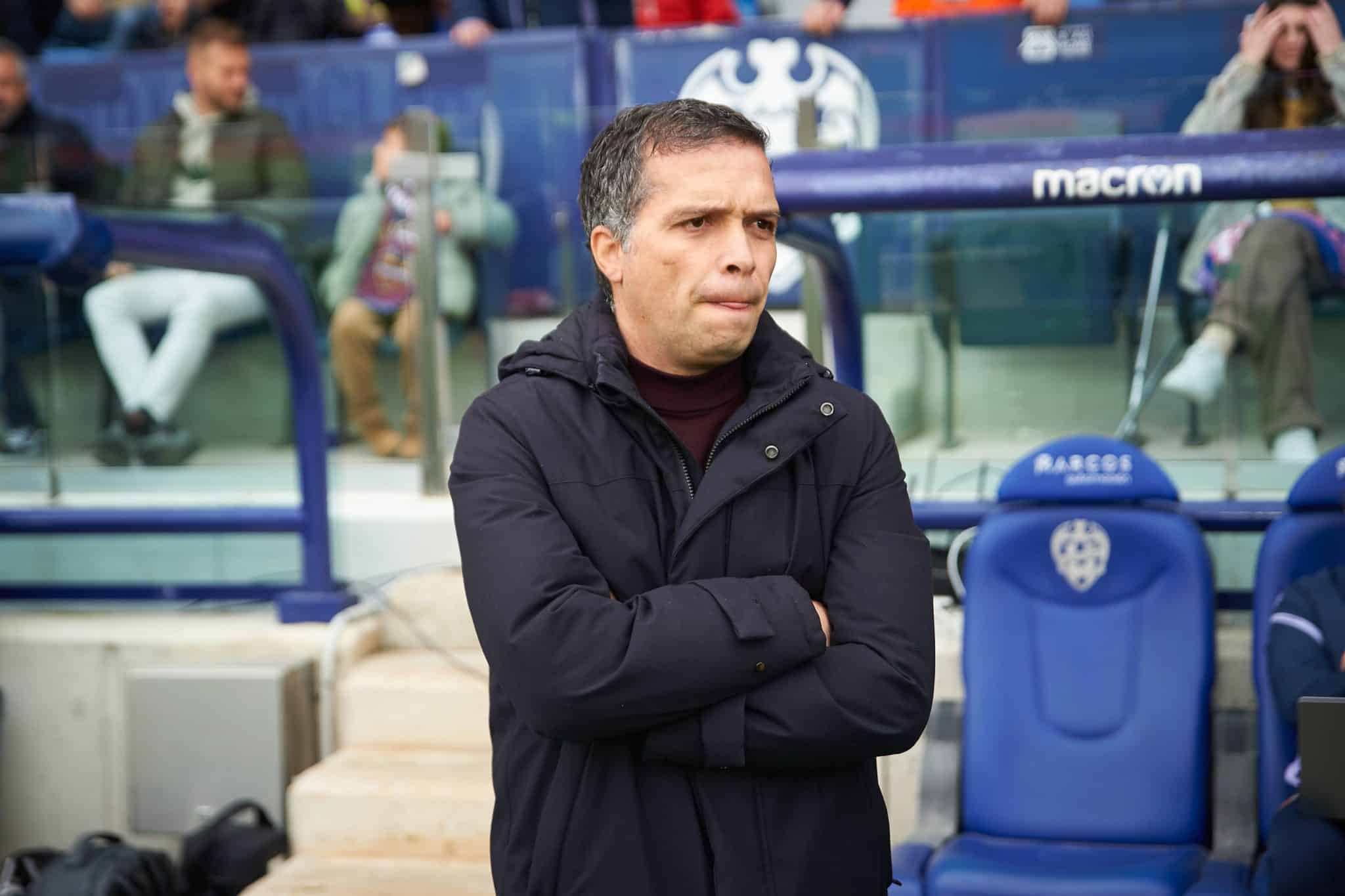 FC Nantes : Luis Castro sort du silence et tacle Waldemar Kita - But ...