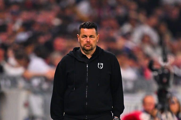 RC Lens : l’avenir de Pierre Sage fait débat, les supporters répondent ...