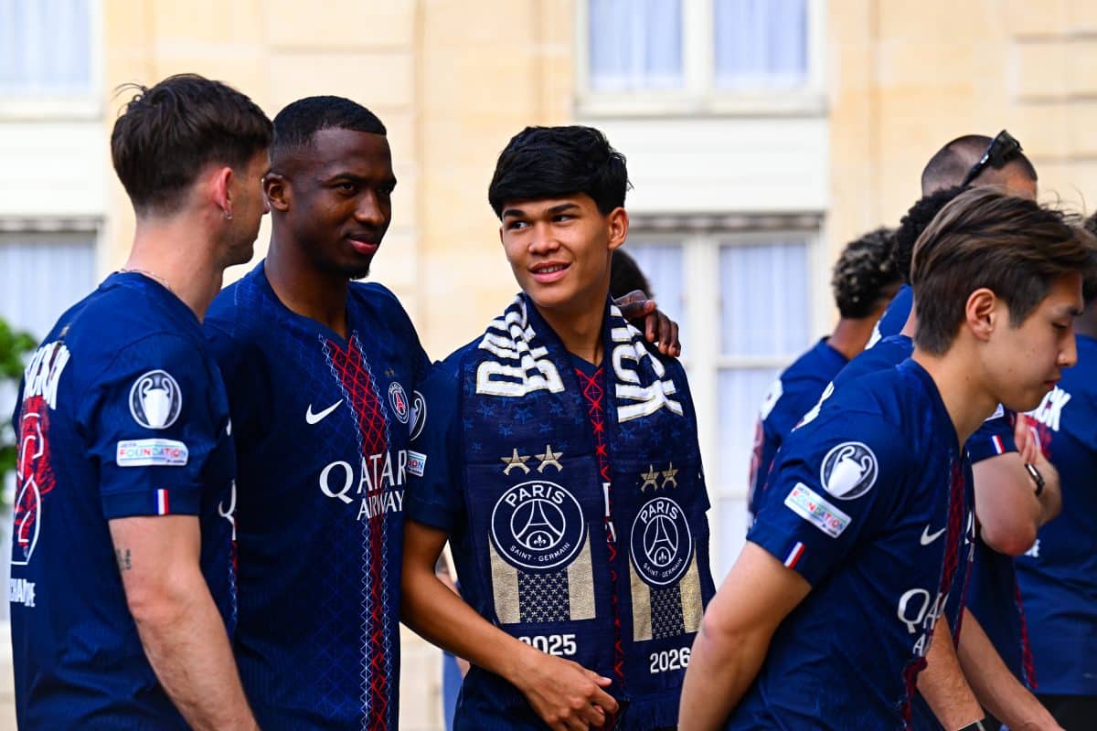 PSG Mercato : Paris a déjà bouclé une première signature ! - But ...