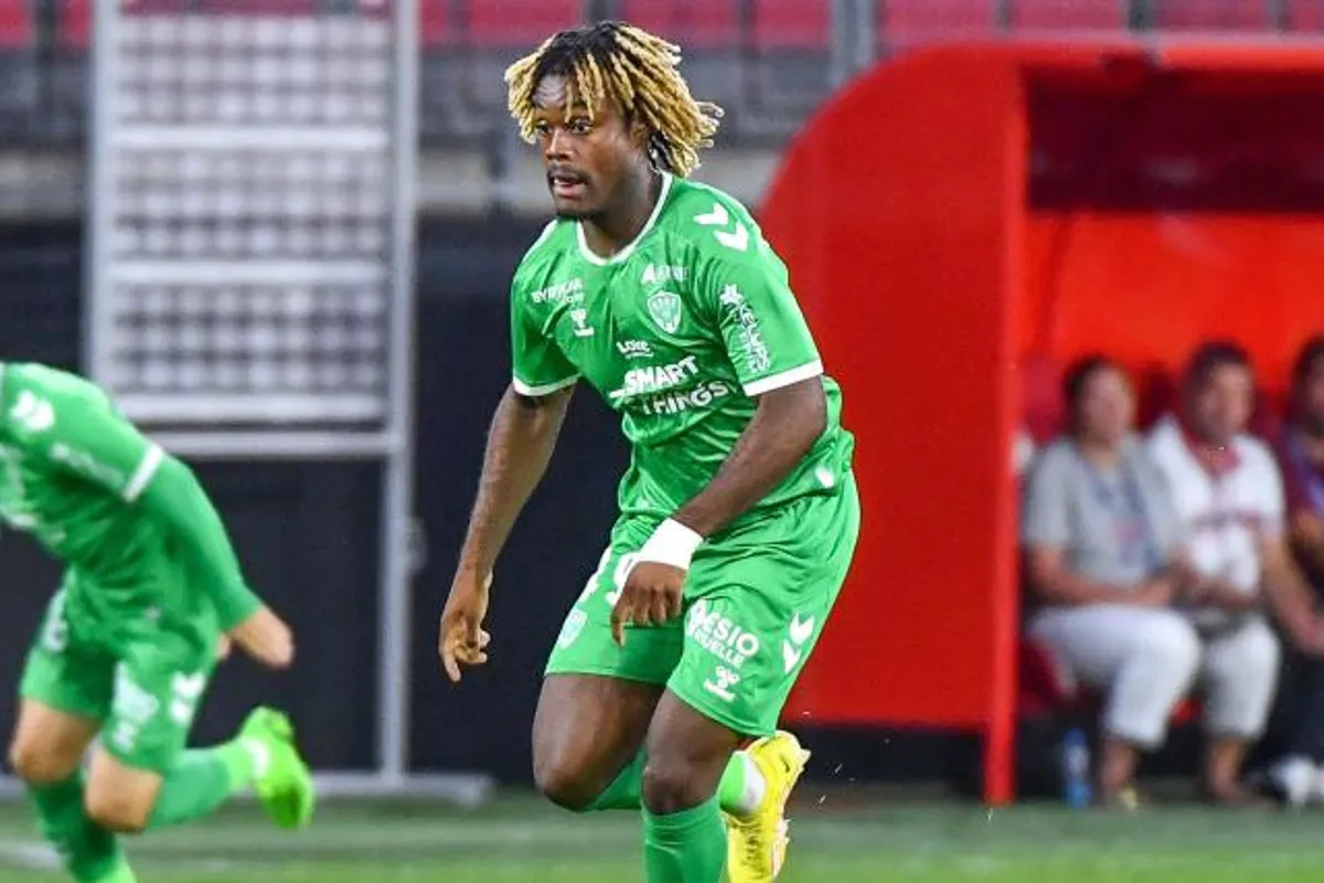 ASSE : Darnell Bile présente ses excuses après son coup de sang - But ...