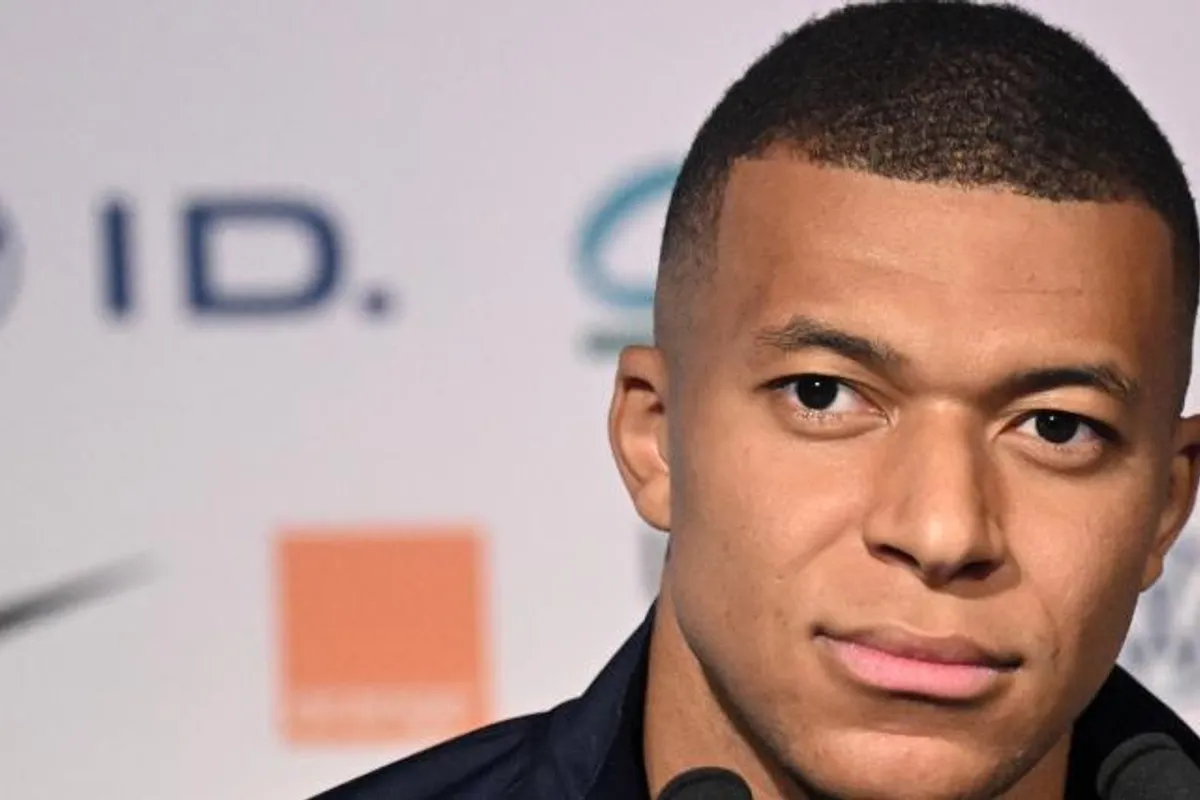 à‰quipe de France : Mbappé se livre sur son retour à Paris et botte en touche sur son conflit ...