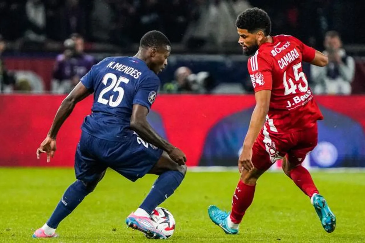Le PSG monte au front pour Nuno Mendes et se lance à la chasse aux ...