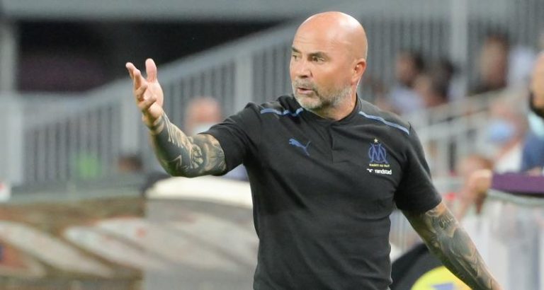 Les infos du jour : l'UEFA va changer les règles du FPF, Sampaoli s ...