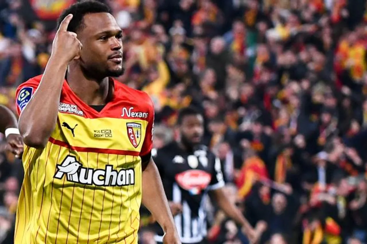 RC Lens : de nouveaux détails ont fuité sur la métamorphose d’Openda ...