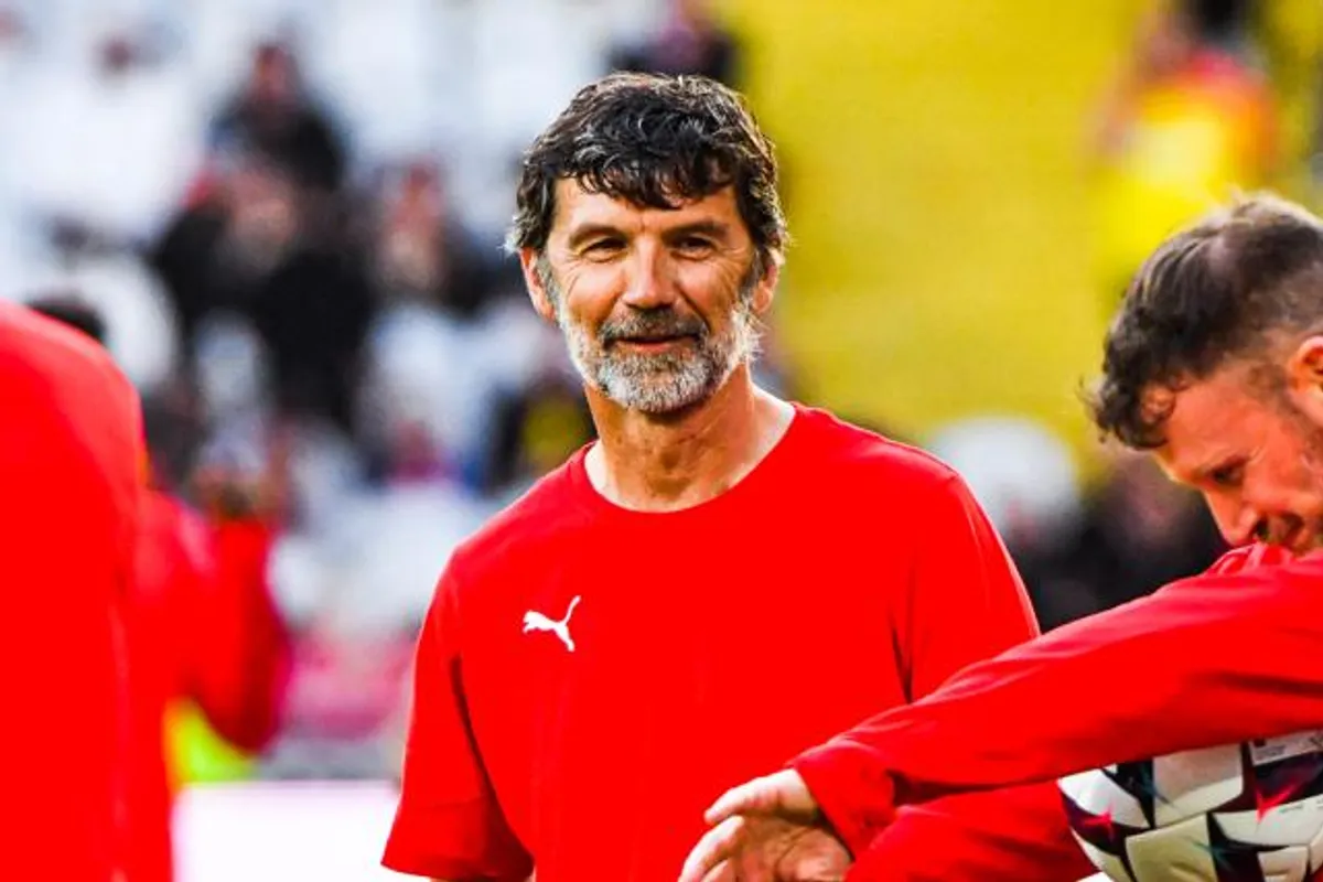 RC Lens : la légende Eric Sikora portera la flamme olympique ! - But ...