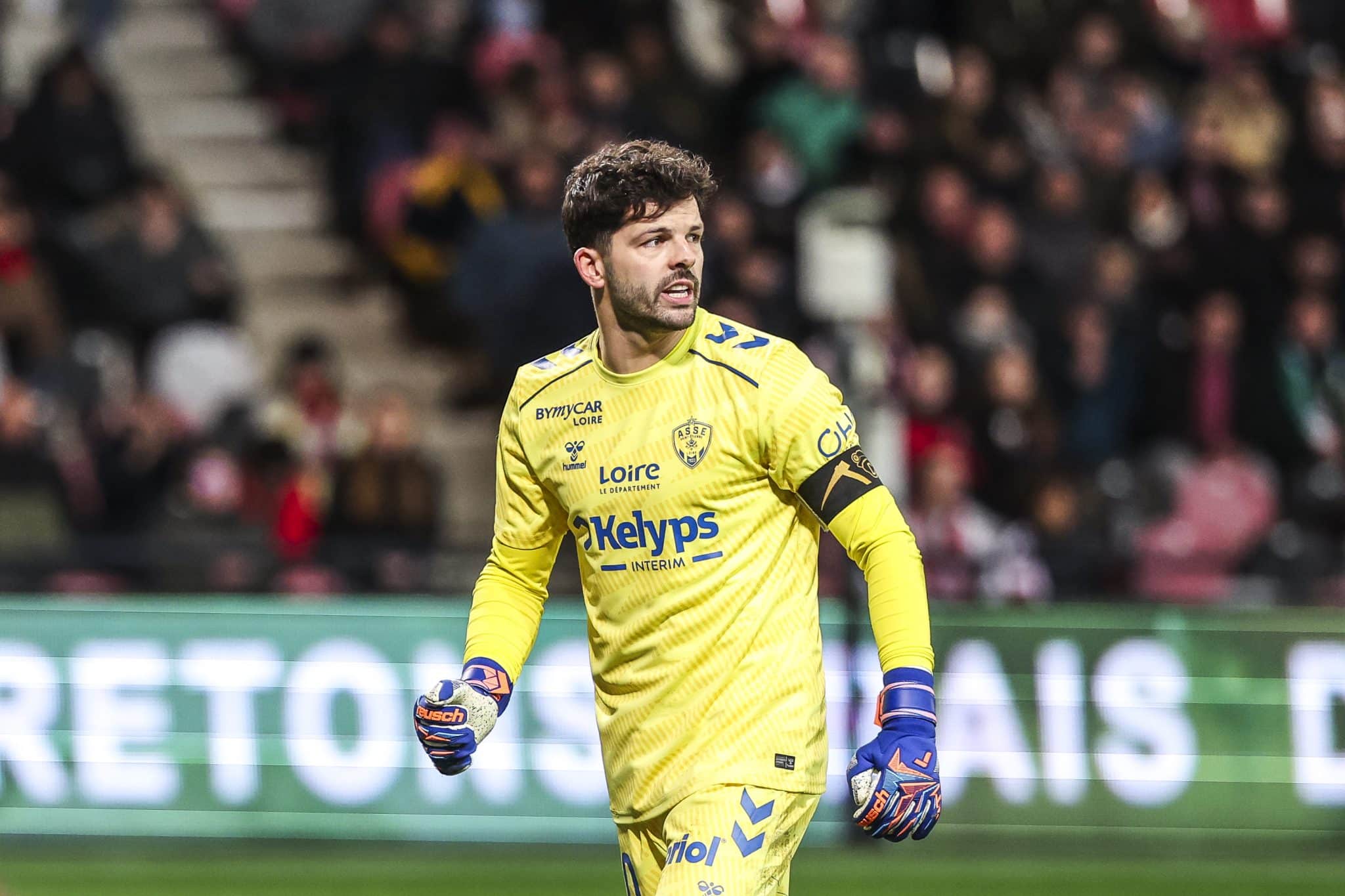 ASSE Mercato : les Ultras ne veulent plus de Larsonneur, Gazidis prêt à ...