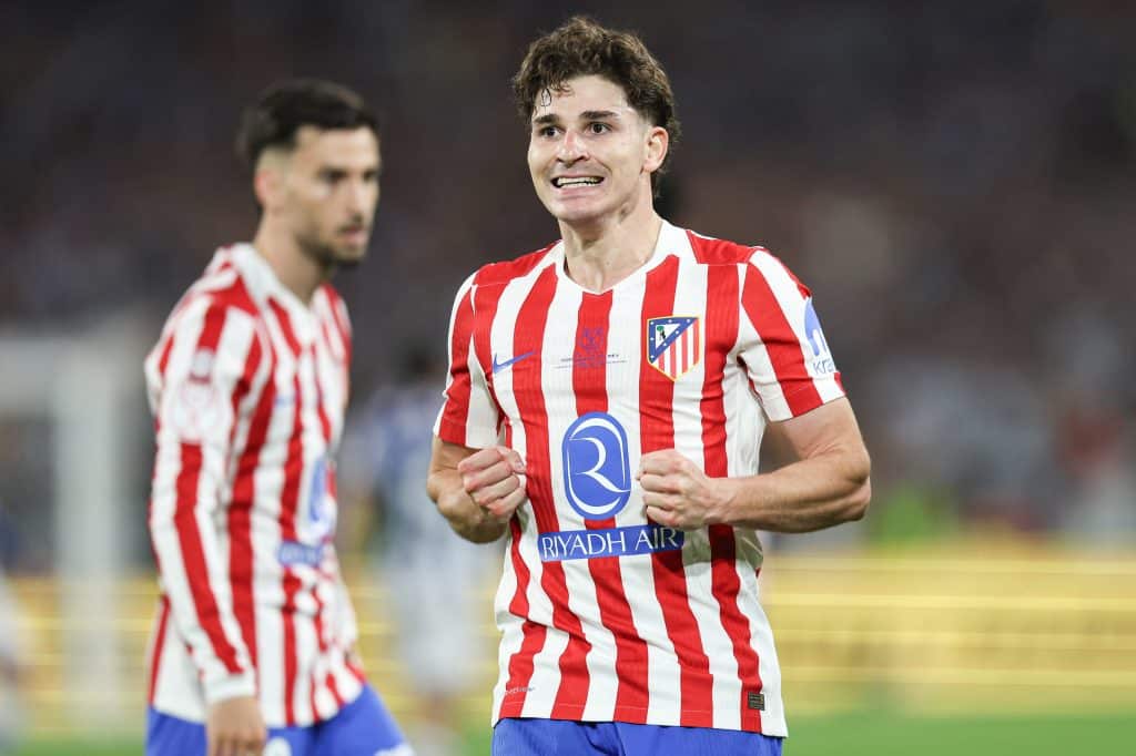 FC Barcelone : Coup de tonnerre pour Julian Alvarez et l'arrivée d'un ...