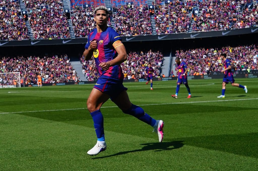 FC Barcelone – Rayo Vallecano (1-0) : sans briller, le Barça | FOOTBALL ...