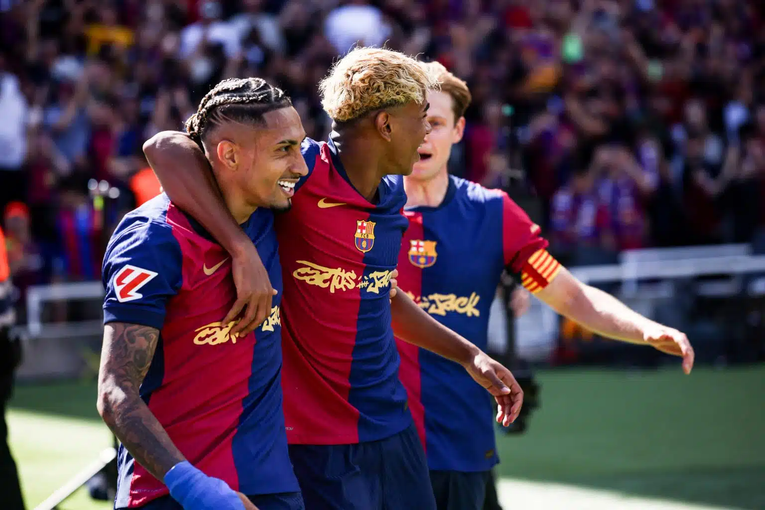 FC Barcelone Mercato : Deco lâche une bombe sur Lamine Yamal et le PSG - But! Football Club