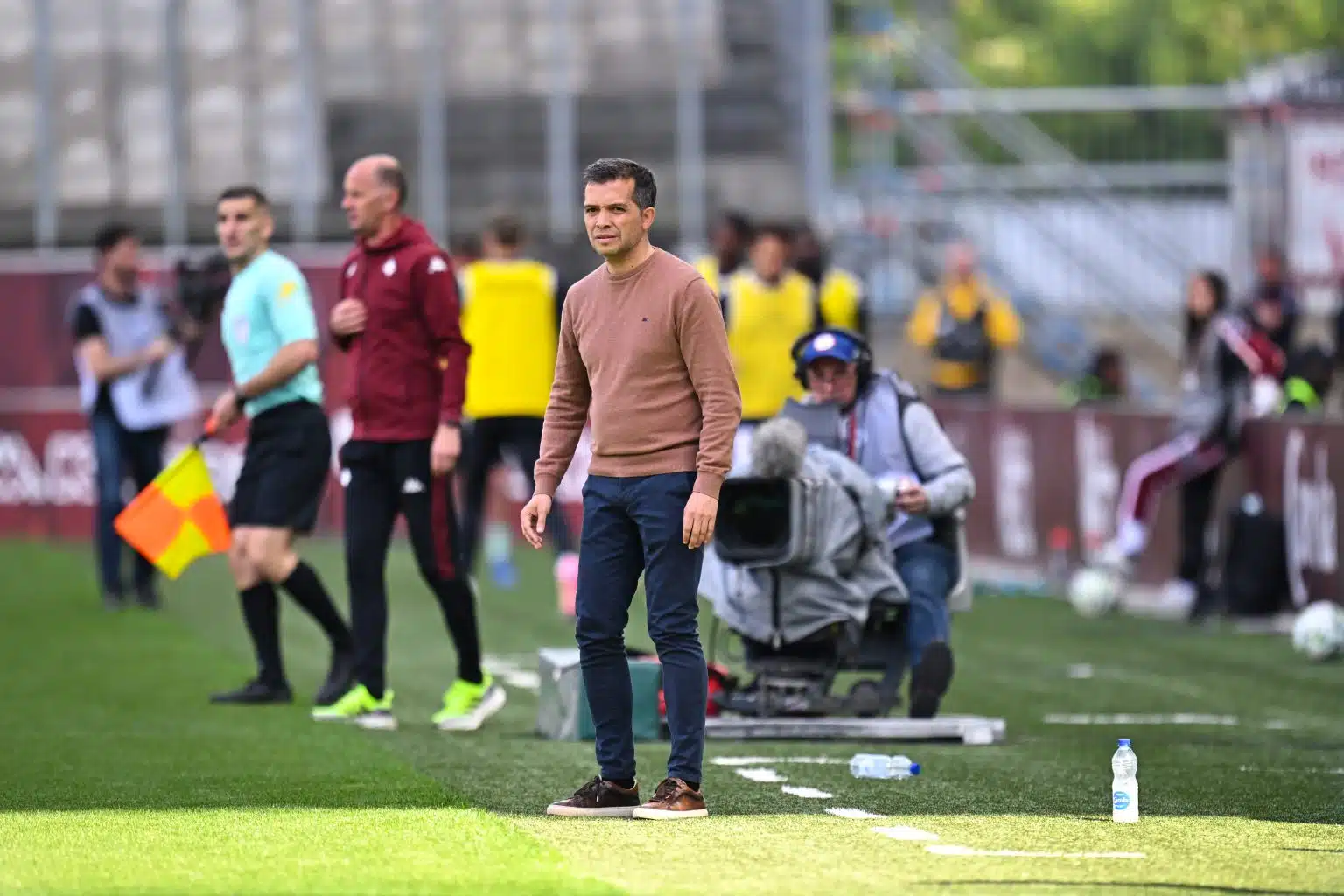 RC Lens Mercato : 3 noms pour le nouveau coach, Castro laissé au FC ...