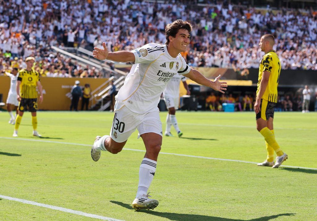 Real Madrid : un nouveau numéro 9 chez les Merengues ! - But! Football Club